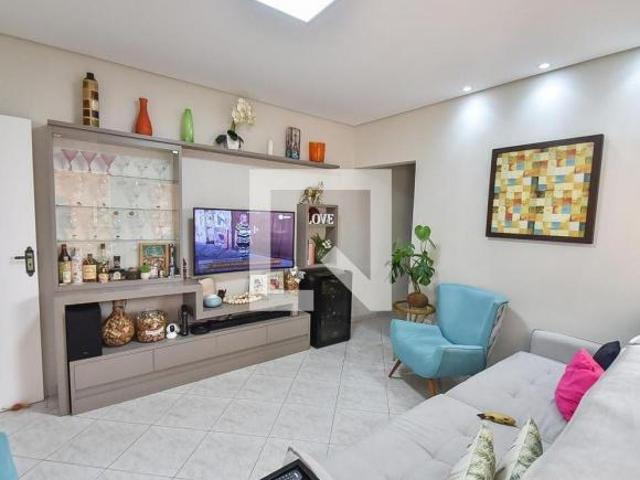 Casa à Venda Ipiranga, 2 Quartos, 142 m2