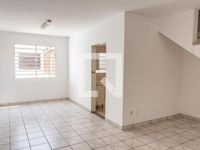 Casa à Venda Ipiranga, 2 Quartos, 150 m2