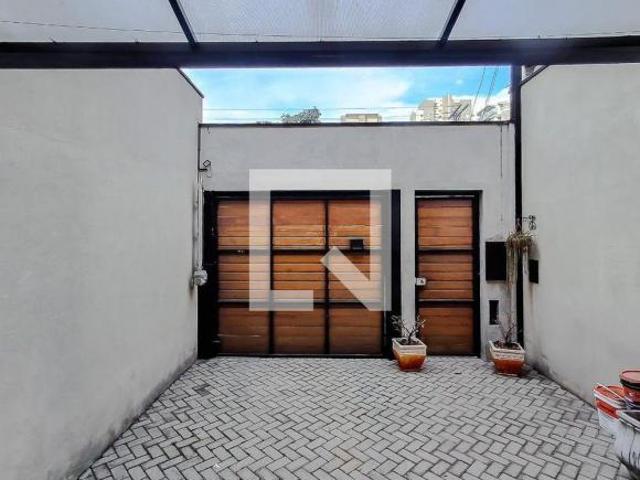 Casa à Venda Ipiranga, 2 Quartos, 150 m2