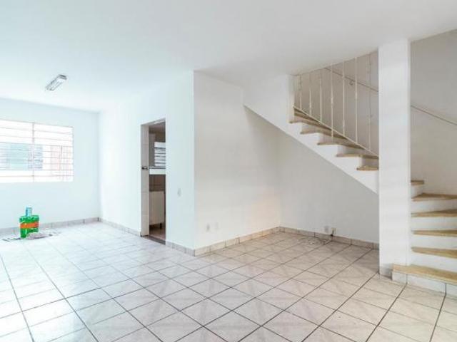 Casa à Venda Ipiranga, 2 Quartos, 150 m2