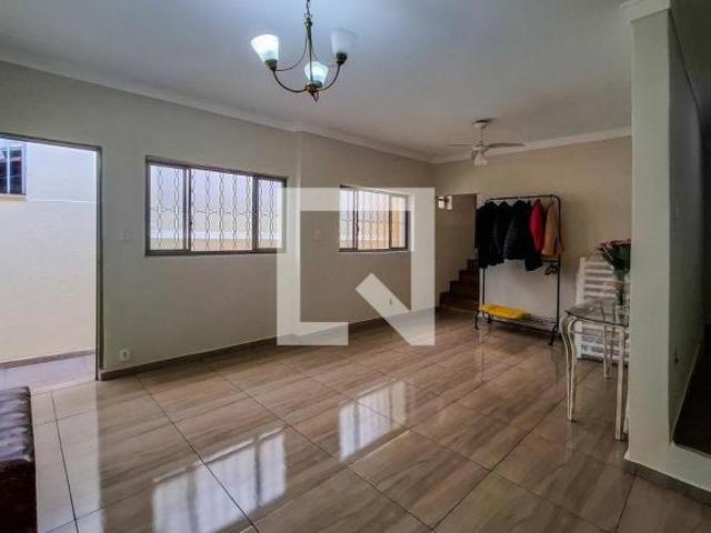 Casa à Venda Ipiranga, 2 Quartos, 100 m2