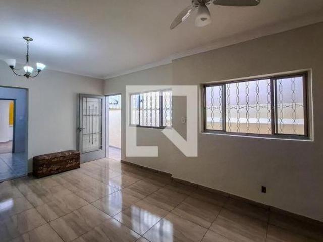 Casa à Venda Ipiranga, 2 Quartos, 100 m² São Paulo