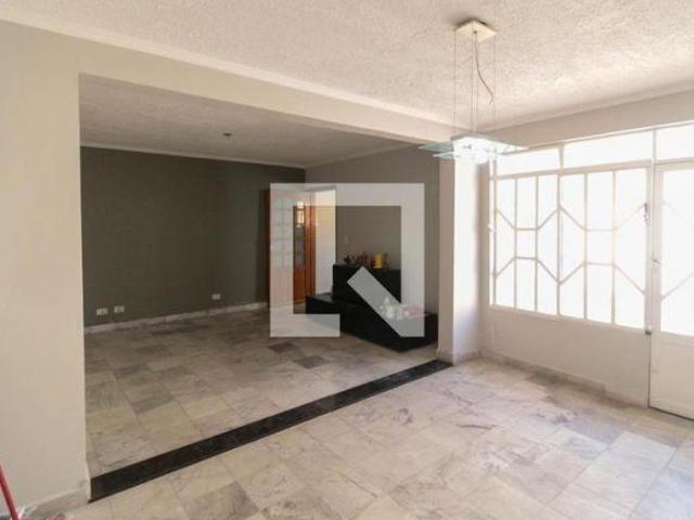 Casa à Venda Ipiranga, 2 Quartos, 110 m2