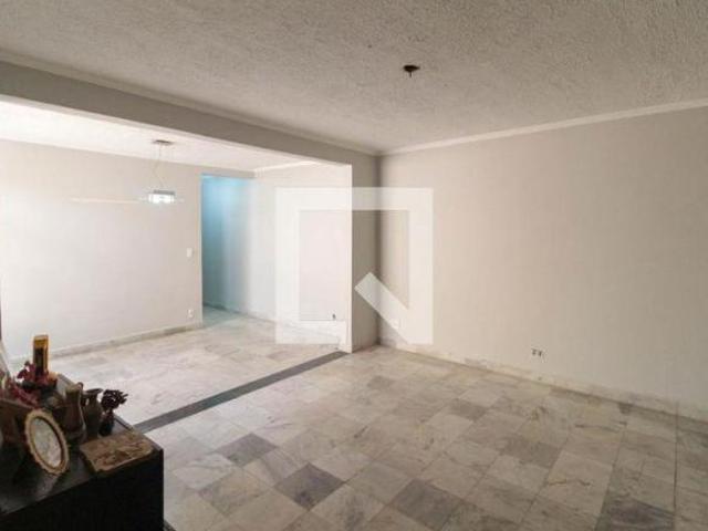 Casa à Venda Ipiranga, 2 Quartos, 110 m2
