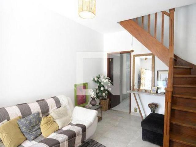 Casa à Venda Ipiranga, 2 Quartos, 120 m2