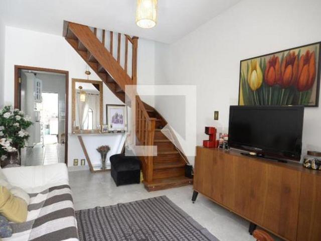 Casa à Venda Ipiranga, 2 Quartos, 120 m2