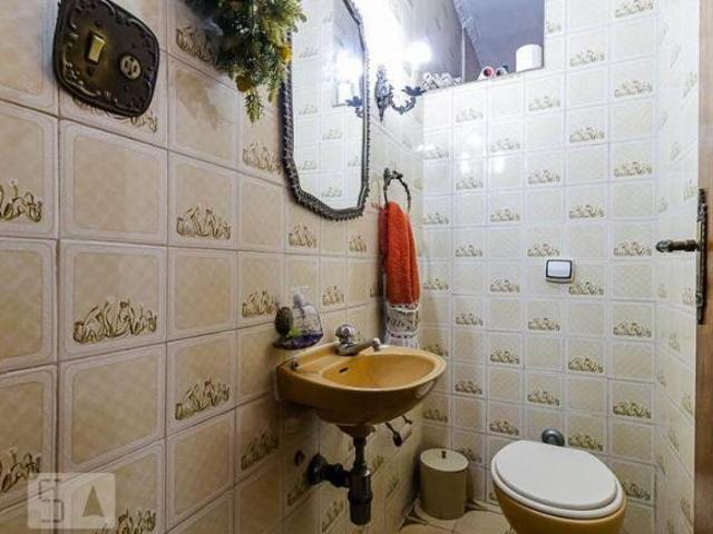 Casa à Venda Ipiranga, 2 Quartos, 130 m2