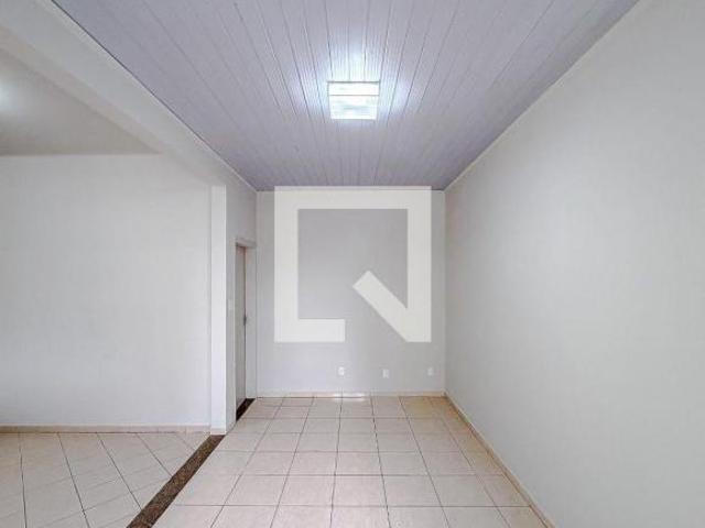 Casa à Venda Ipiranga, 2 Quartos, 134 m2