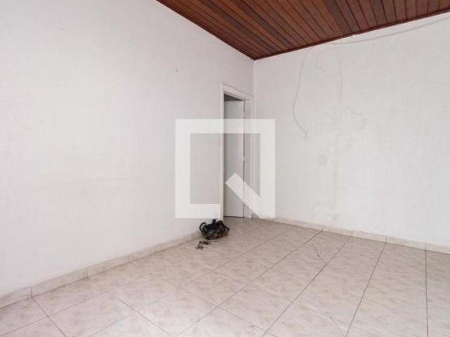 Casa à Venda Ipiranga, 2 Quartos, 240 m2