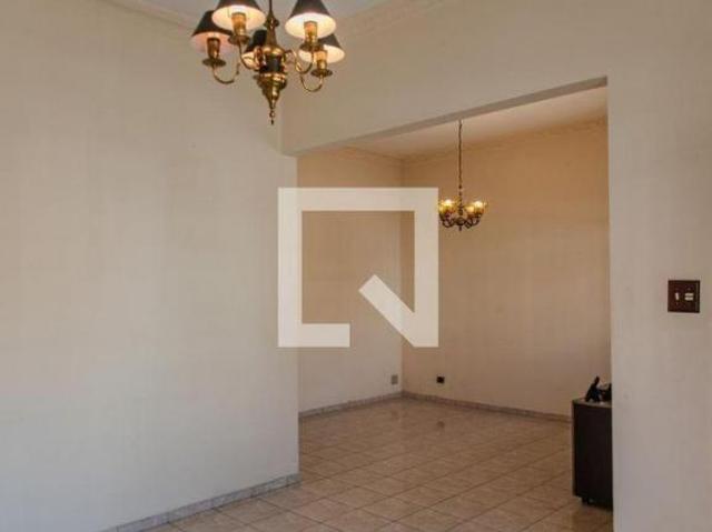 Casa à Venda Ipiranga, 2 Quartos, 200 m2