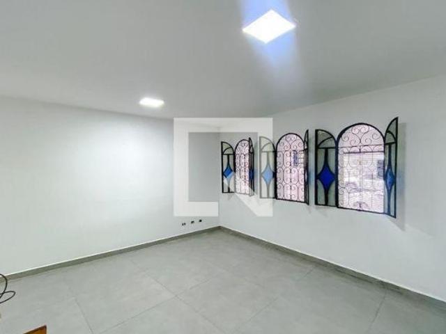 Casa à Venda Ipiranga, 2 Quartos, 230 m² São Paulo