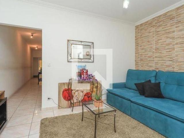 Casa à Venda Ipiranga, 2 Quartos, 300 m2