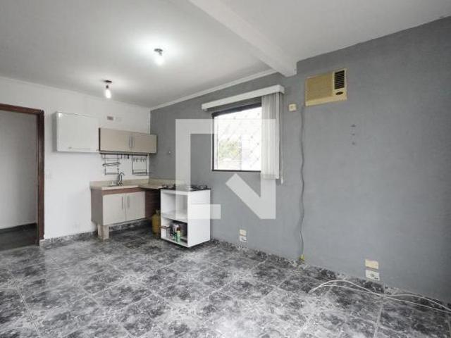 Casa à Venda Ipiranga, 2 Quartos, 450 m2