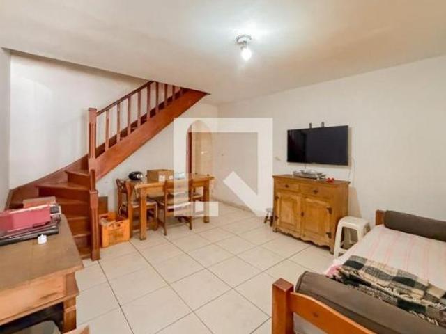 Casa à Venda Ipiranga, 2 Quartos, 95 m2