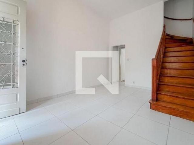 Casa à Venda Ipiranga, 2 Quartos, 90 m2