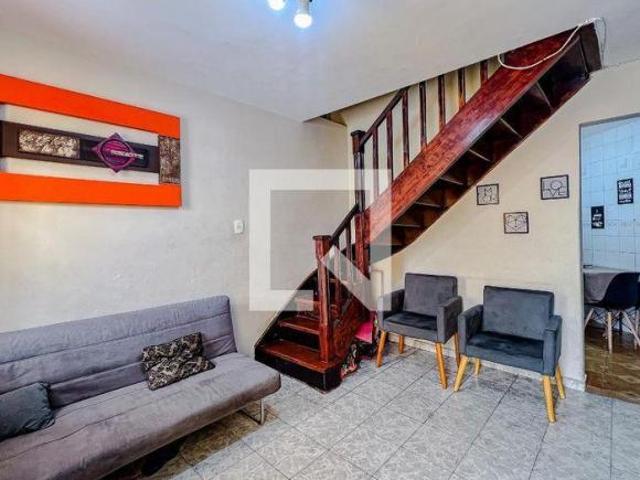 Casa à Venda Ipiranga, 2 Quartos, 90 m2