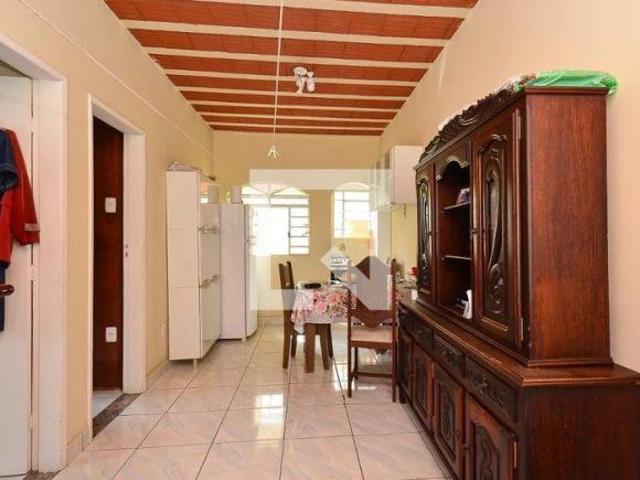 Casa à Venda Ipiranga, 7 Quartos, 210 m² Belo Horizonte