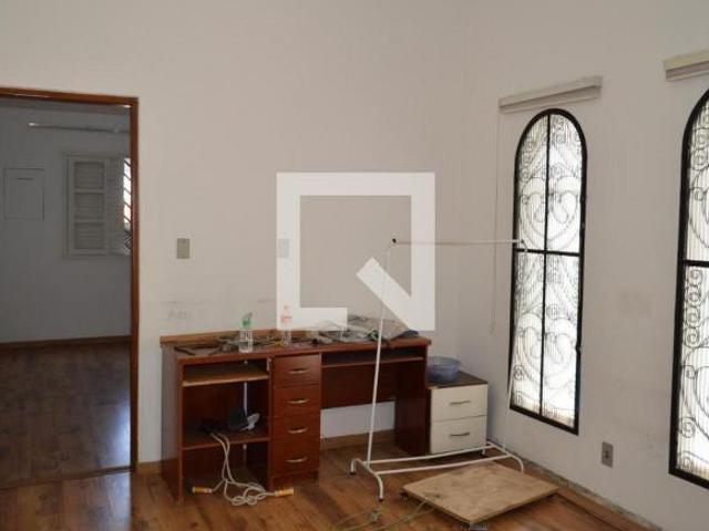 Casa à Venda Ipiranga, 4 Quartos, 150 m2