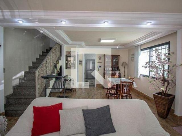 Casa à Venda Ipiranga, 4 Quartos, 220 m² São Paulo