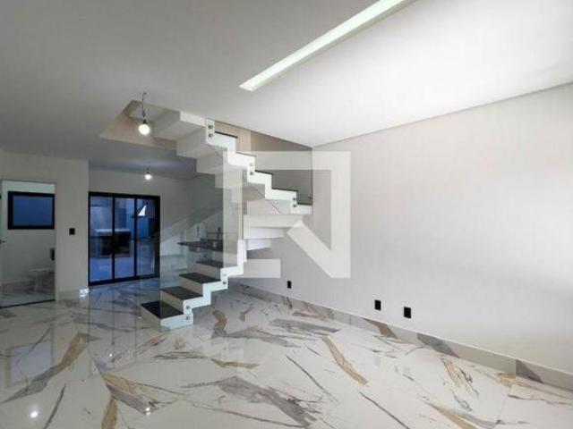 Casa à Venda Ipiranga, 4 Quartos, 192 m2