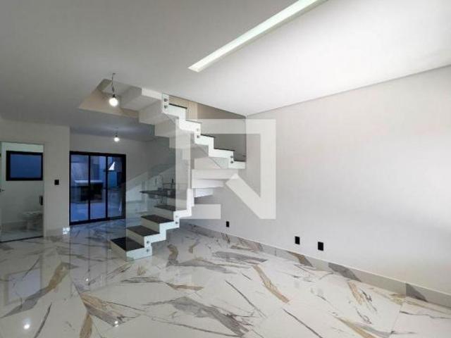 Casa à Venda Ipiranga, 4 Quartos, 192 m2