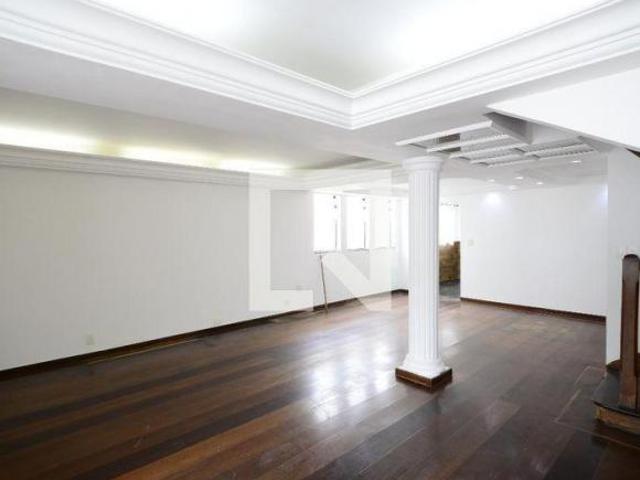 Casa à Venda Ipiranga, 4 Quartos, 250 m2