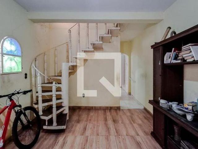 Casa à Venda Ipiranga, 4 Quartos, 250 m2