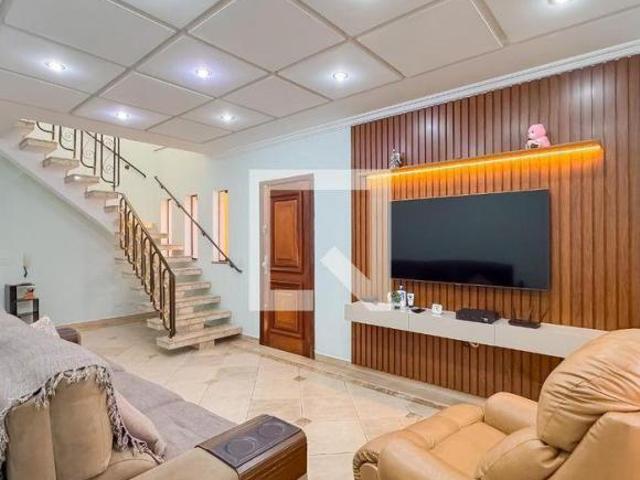 Casa à Venda Ipiranga, 4 Quartos, 227 m2
