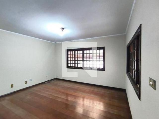 Casa à Venda Ipiranga, 4 Quartos, 230 m2