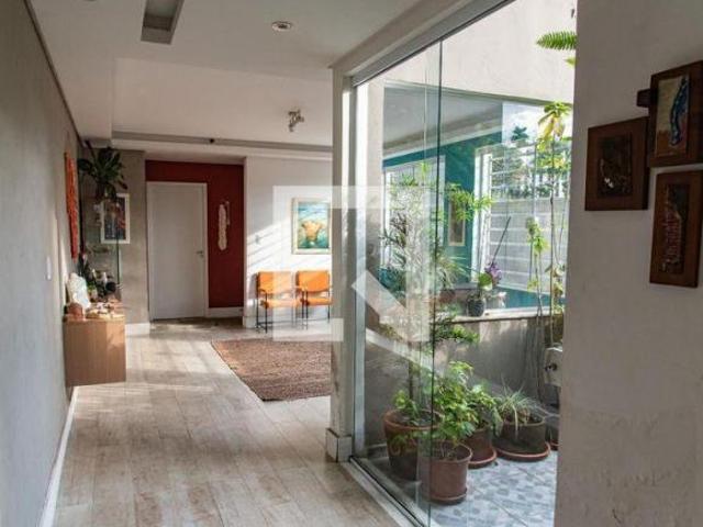 Casa à Venda Ipiranga, 4 Quartos, 378 m2