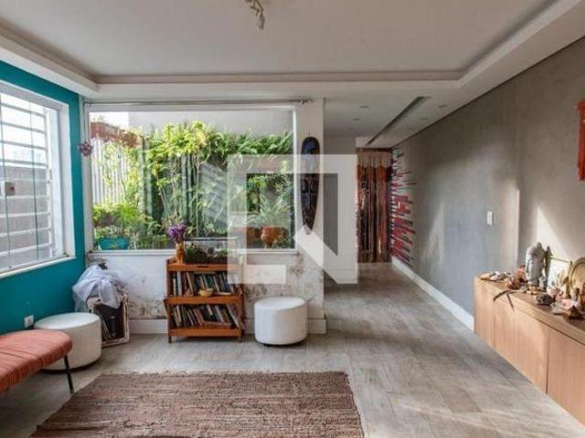 Casa à Venda Ipiranga, 4 Quartos, 378 m2