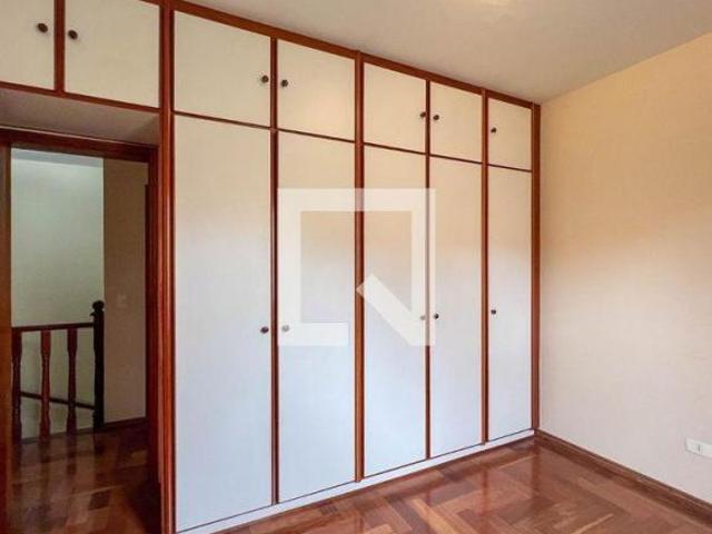 Casa à Venda Ipiranga, 4 Quartos, 304 m2