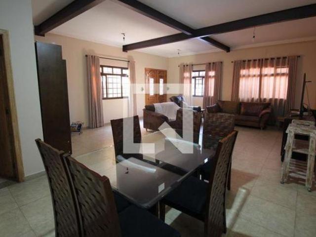 Casa à Venda Ipiranga, 4 Quartos, 400 m2