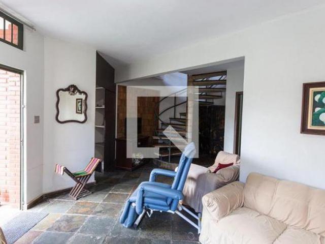 Casa à Venda Ipiranga, 5 Quartos, 249 m² Belo Horizonte
