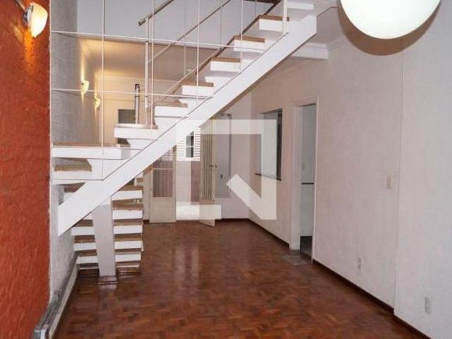 Casa à Venda Ipiranga, 5 Quartos, 350 m² São Paulo