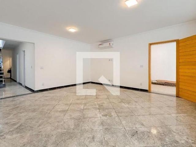 Casa à Venda Ipiranga, 5 Quartos, 300 m2