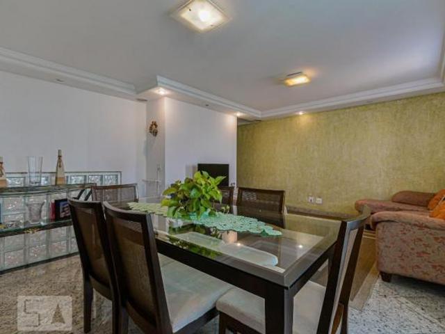 Casa à Venda Ipiranga, 6 Quartos, 400 m2