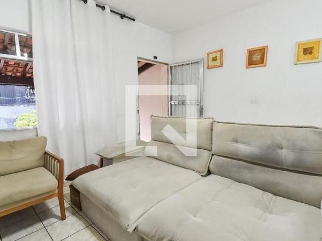 Casa à Venda Ipiranga, 8 Quartos, 240 m² São Paulo