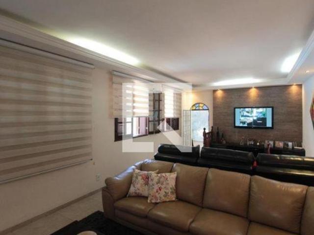 Casa à Venda Itapoã, 3 Quartos, 244 m² Belo Horizonte