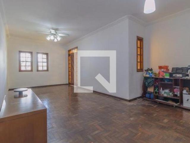 Casa à Venda Itapoã, 3 Quartos, 205 m² Belo Horizonte