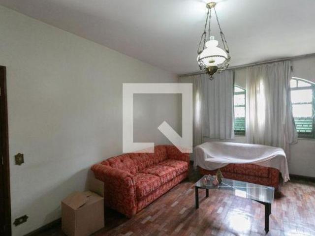 Casa à Venda Itapoã, 4 Quartos, 260 m² Belo Horizonte