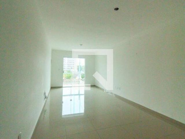 Casa à Venda Itaquera, 3 Quartos, 180 m2