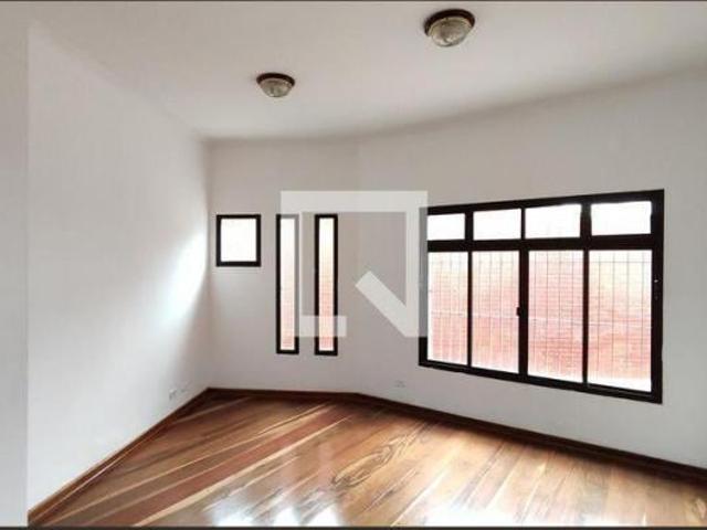 Casa à Venda Itaquera, 3 Quartos, 180 m2