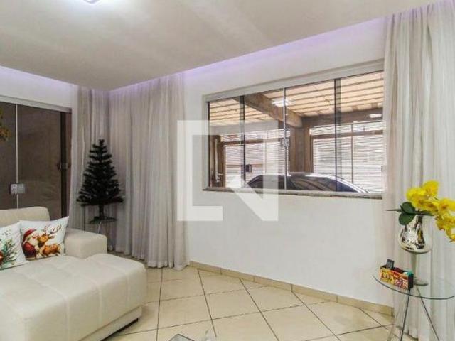 Casa à Venda Itaquera, 3 Quartos, 125 m2