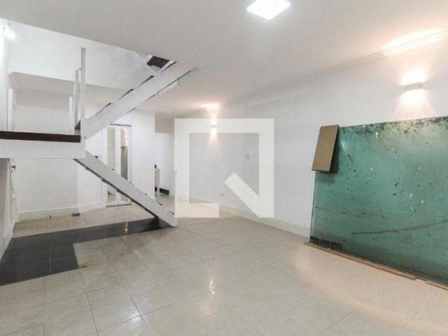 Casa à Venda Itaquera, 3 Quartos, 131 m2