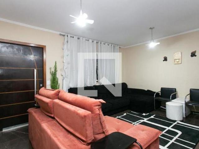 Casa à Venda Itaquera, 3 Quartos, 270 m2