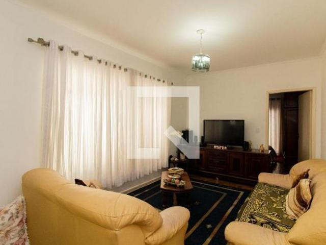 Casa à Venda Itaquera, 3 Quartos, 200 m2
