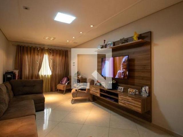 Casa à Venda Itaquera, 3 Quartos, 200 m2