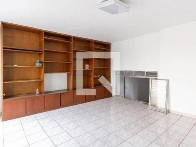 Casa à Venda Itaquera, 3 Quartos, 200 m² São Paulo