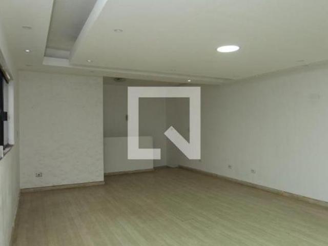 Casa à Venda Itaquera, 3 Quartos, 213 m2